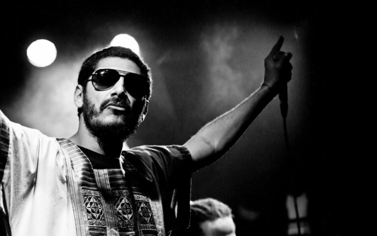 Criolo se apresenta em festa com 12 horas de duração em Brasília ...