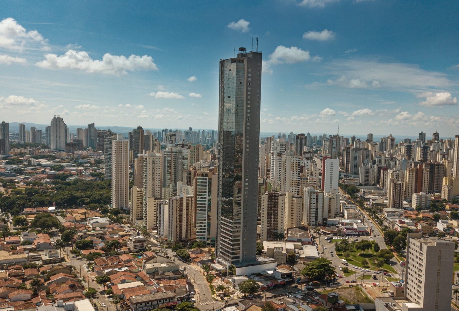 Conheça os 10 maiores prédios de Goiânia - Curta Mais - Goiânia