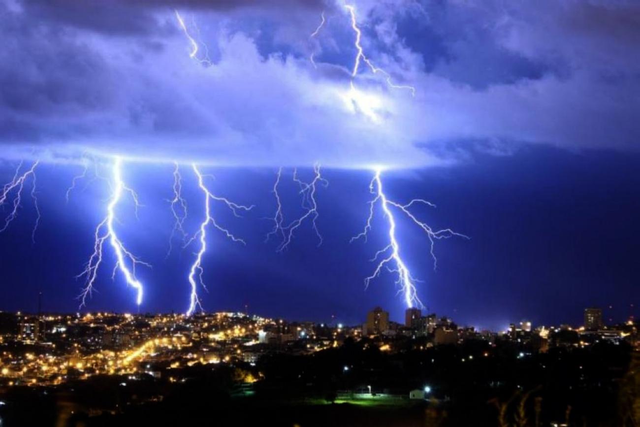 Alerta de tempestades intensas coloca mais de 30 cidades goianas em ...